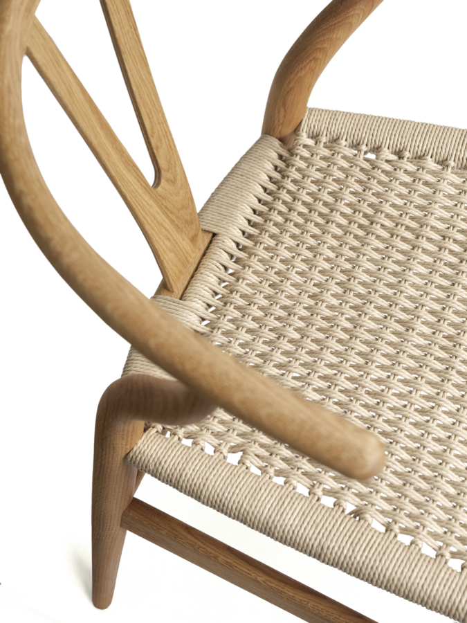 CH24 Wishbone Chair Birthday Edition 2023 | Carl Hansen & Søn | von Hans J. Wegner, 1950 ...