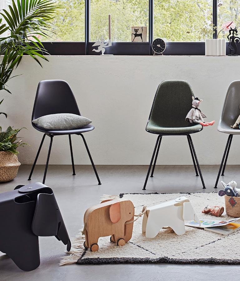Eames Elephant Small | Vitra | von Charles & Ray Eames, 1945 - Original ...